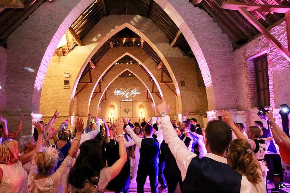Wedding DJ in Hampshire | Ashley Riggs
